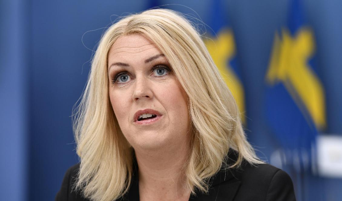 Hallengren klar med cancerbehandlingen