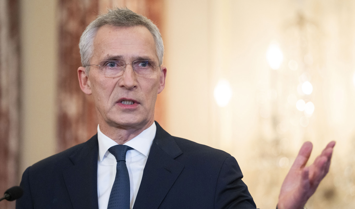 Stoltenbergs plan att sluta står fast