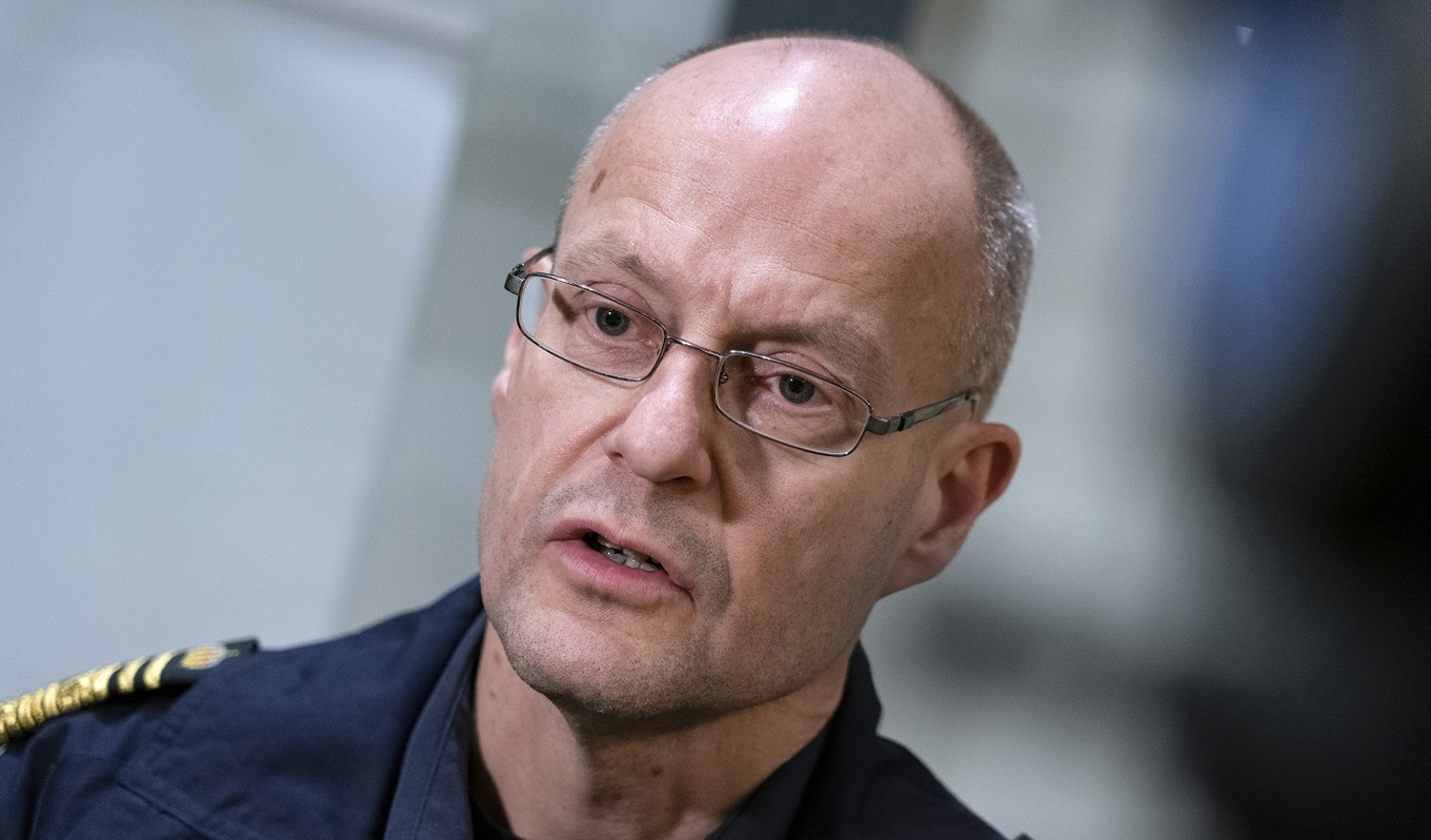 Förhöjd säkerhet när polischefen Mats Löfving begravs i Norrköping
