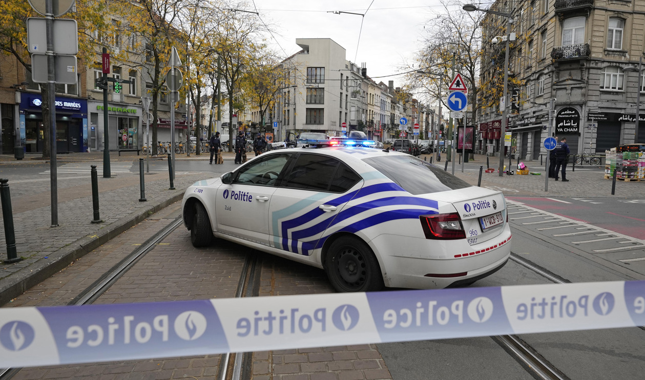Man gripen för dådet i Bryssel