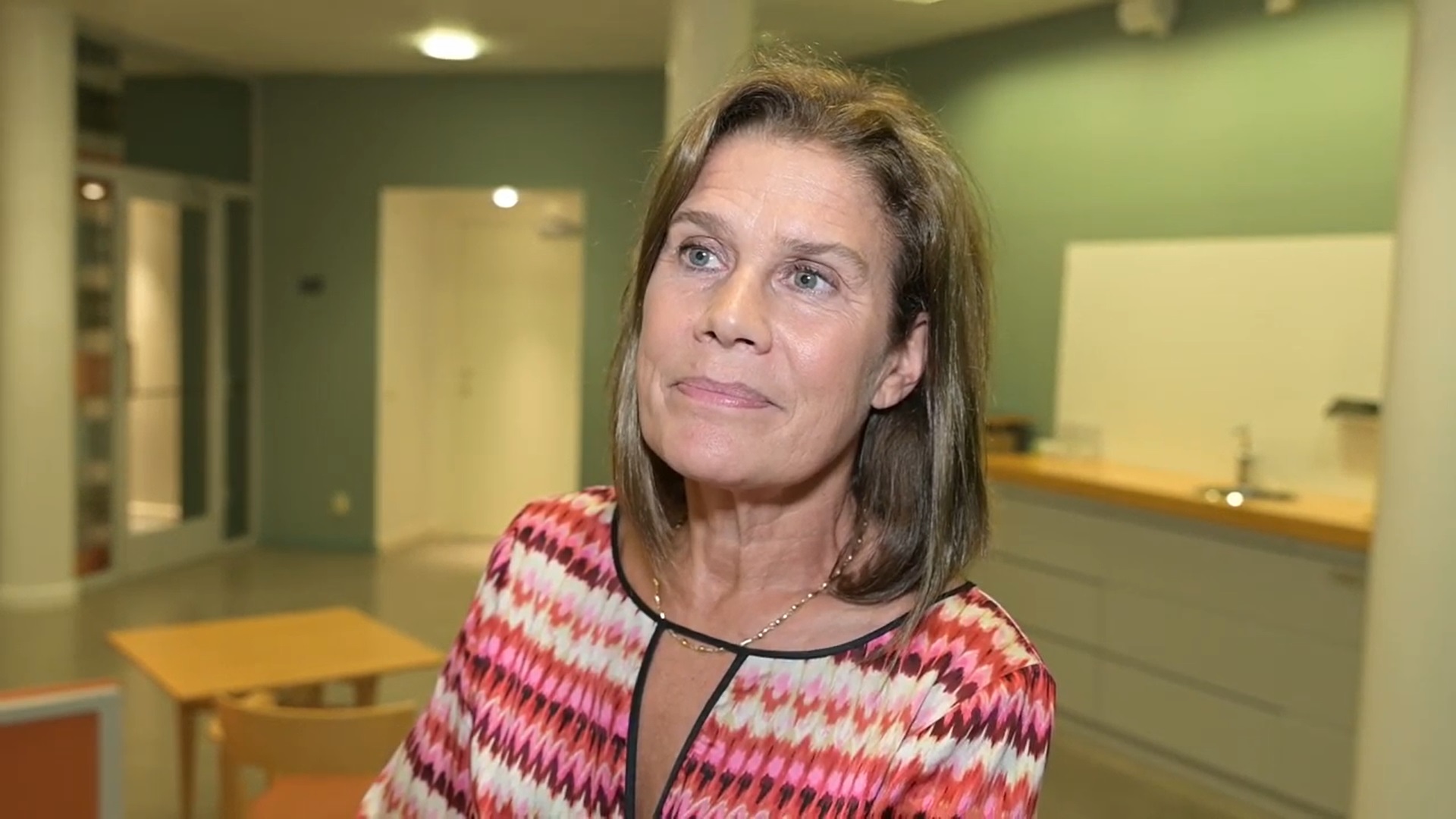 Elsa Widding byter parti