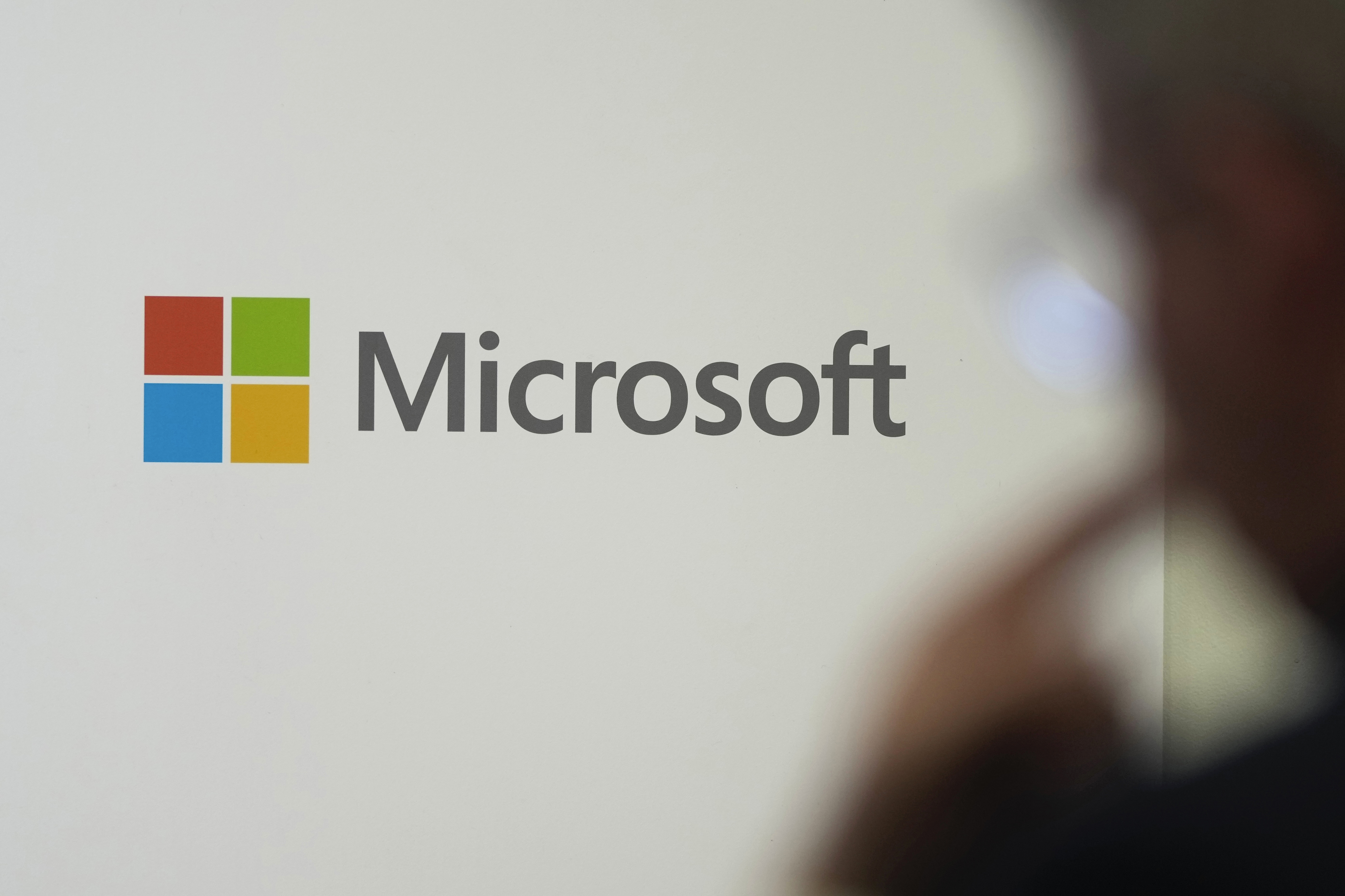 Microsoft lämnar Open AI:s styrelse