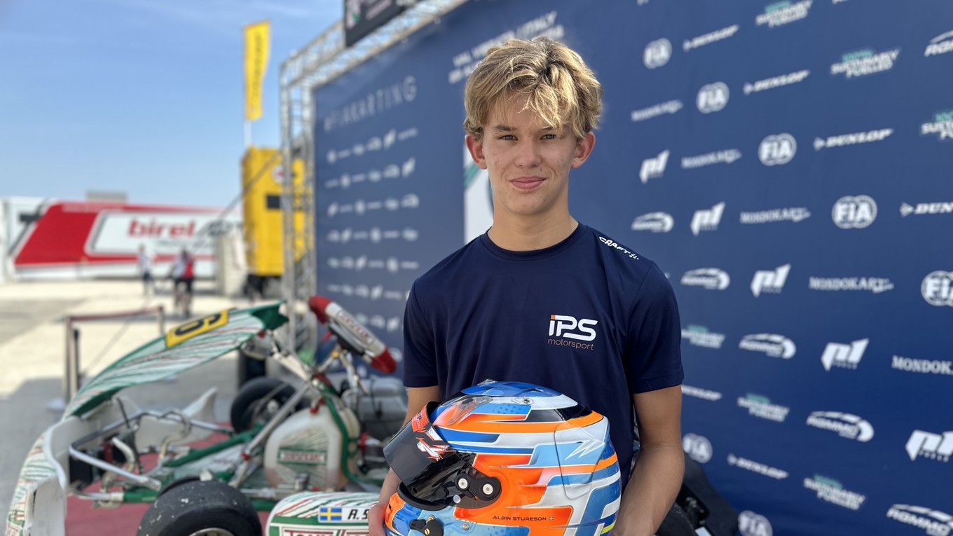 17-årige Albin för familjens racingdrömmar vidare