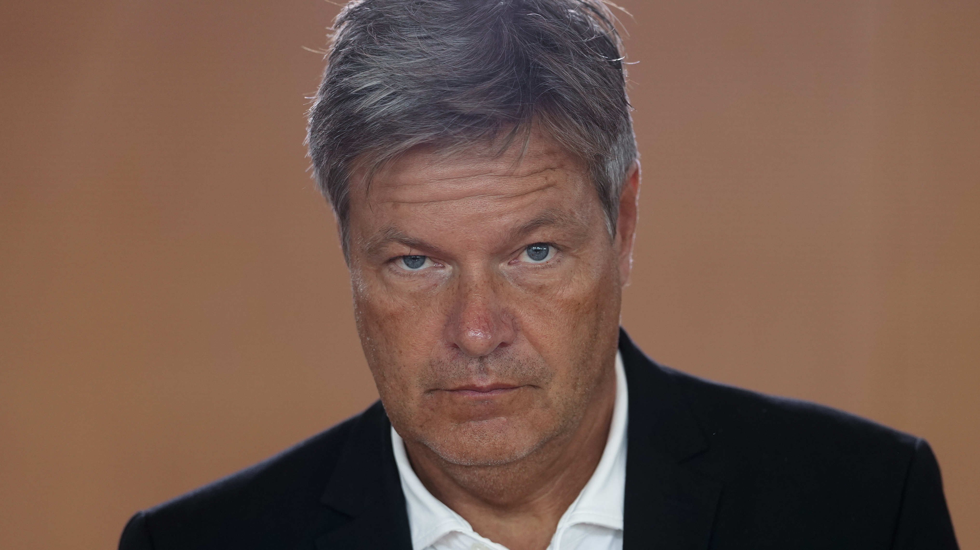 Krismöte om pressad bilindustri i Tyskland