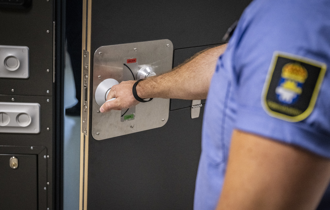 Häktad missade sons födelse – får skadestånd