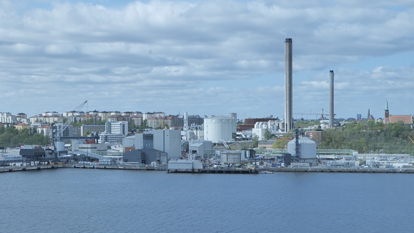 Cementdepå i Ropsten väcker stark kritik