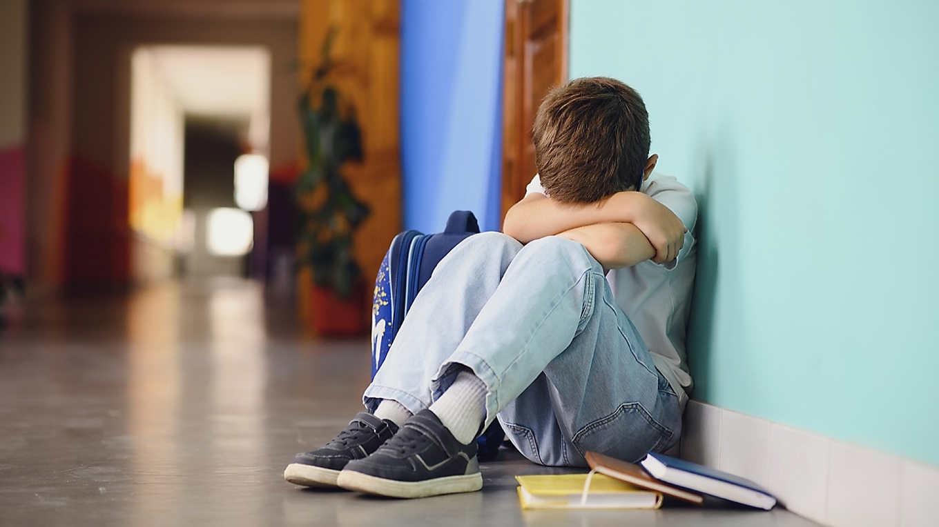 Den mobbade enstöringen som skjuter