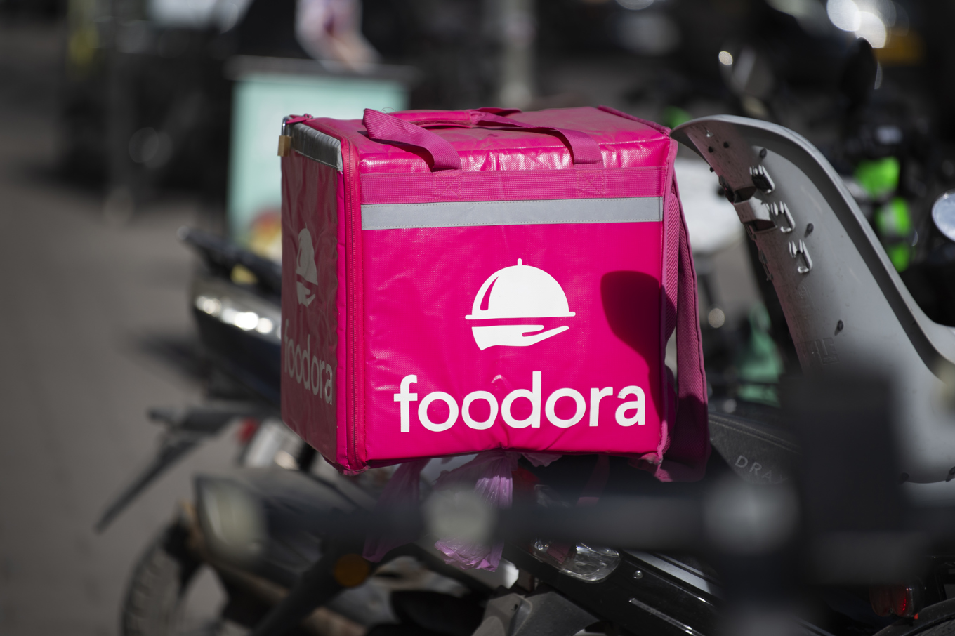 Miljardböter för Foodora-ägare