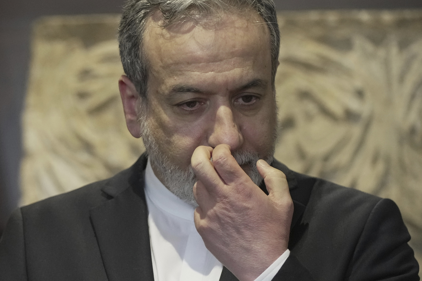 Iran: Amerikansk militär stöder Israels flyganfall