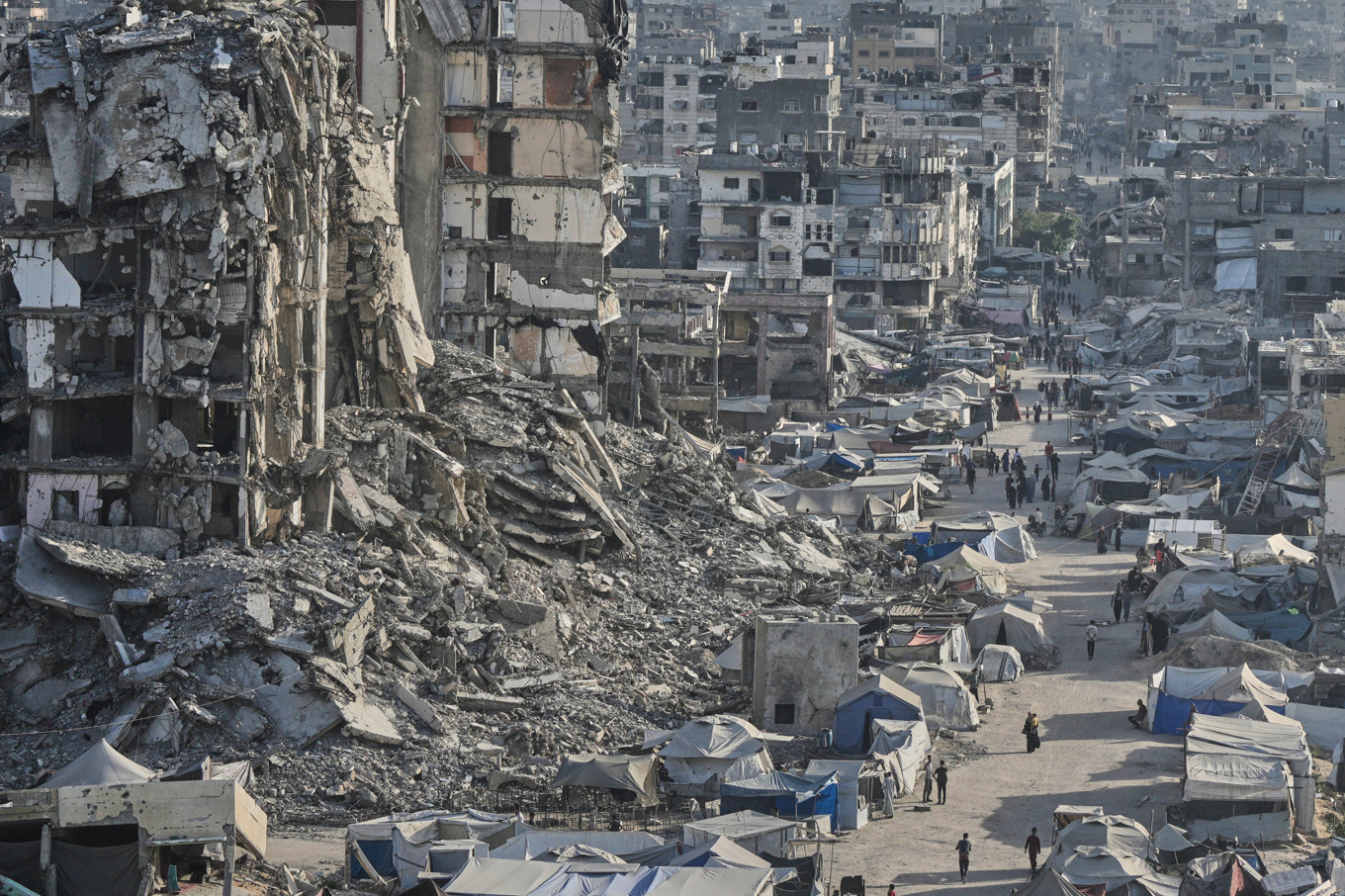 Folkmord är ett ord för domstolar – inte för slagord