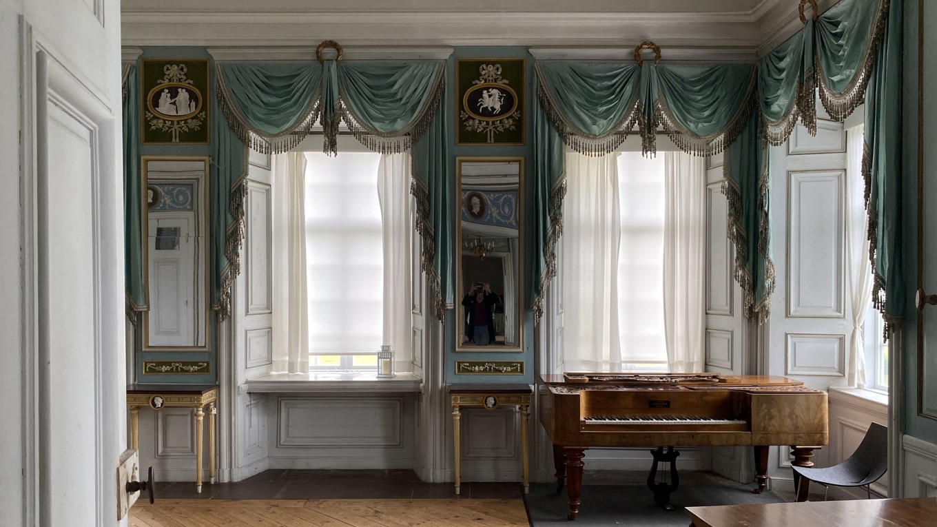 Historiker vill stoppa försäljningen av Salsta slott